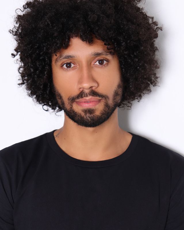 Doze - Agência de Modelos